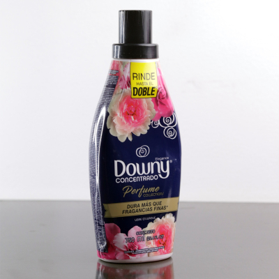 Downy Laundry Fabric Conditioner Bottle [Japan Home]