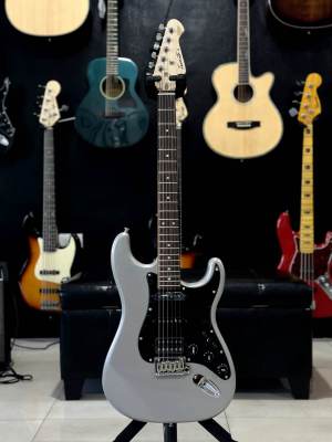 Fermata ST-1H-M Stratocaster Electric Guitar with Stainless Steel Frets