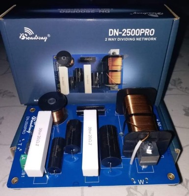 1pc Broadway 2 way 500w or 800w Dividing Network