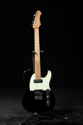 SQOE TL Telecaster Electric Guitar Maple Fretboard with freebies ( SETL400)