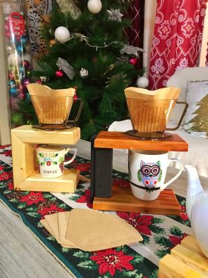Pour Over Coffee Dripper Stand with free pour over cup and 20 coffee filter